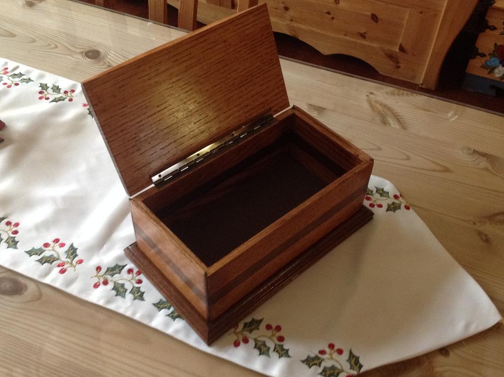 Ribbon & Bow Box - Woodworking Project by Mpad | Craftisian