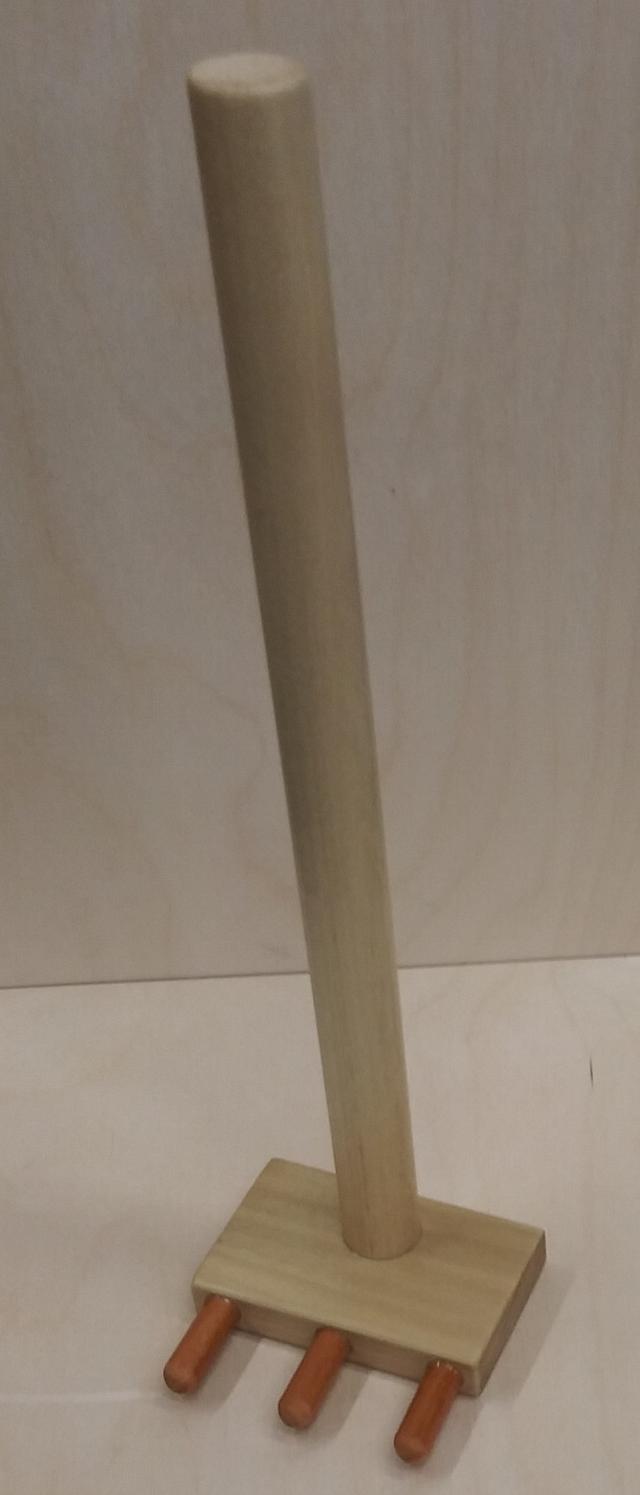 Clothes Rake - Woodworking Project by Dark_Lightning - Craftisian