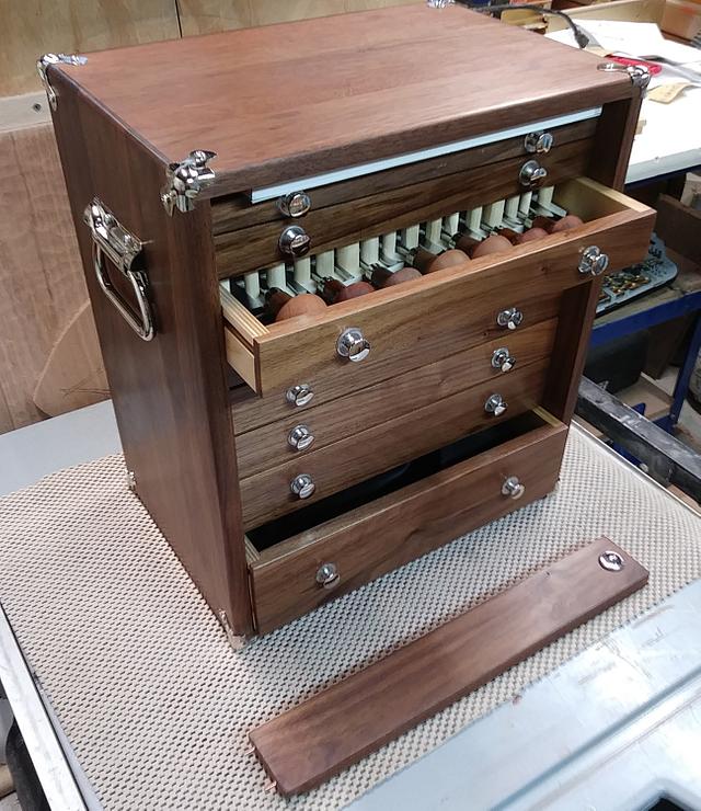 Chest - Woodworking Project by Dark_Lightning - Craftisian