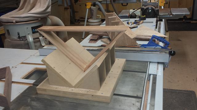 Flag box spine jig (two jigs in one) - Woodworking Project by Petey ...