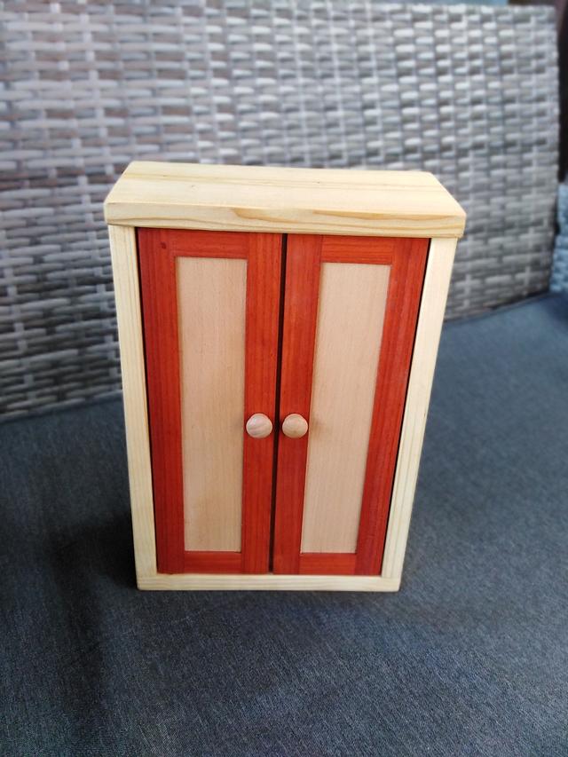 MINIATURE WARDROBE - Woodworking Project by majuvla - Craftisian