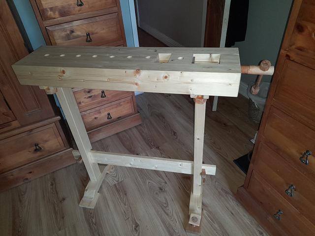 Sawbench/Mini Workbench - Woodworking Project by MikeB_UK - Craftisian