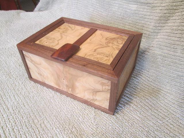 "Anything" Box - Woodworking Project by jbschutz - Craftisian