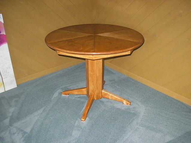 Plywood Starburst Table - Woodworking Project by Jim Jakosh - Craftisian