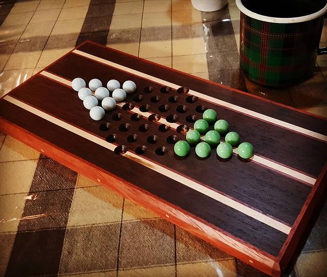 Chinese Checkers for 2 - Woodworking Project by Kel Snake - Craftisian