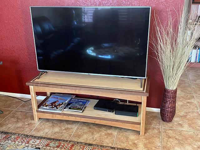 TV Table For AZ House - Woodworking Project by gdaveg - Craftisian