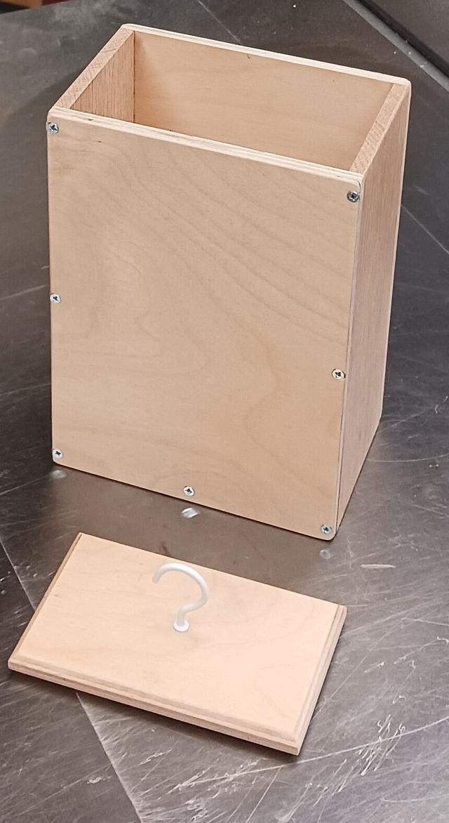 Cracker Box - Woodworking Project by Dark_Lightning - Craftisian