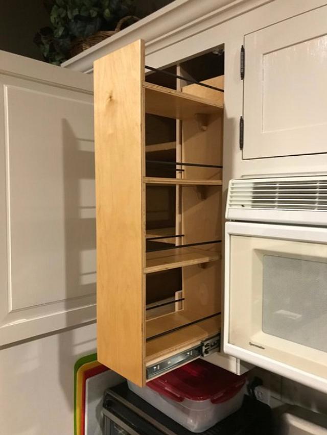 Pull-Out Spice Rack - Woodworking Project by awsum55 - Craftisian
