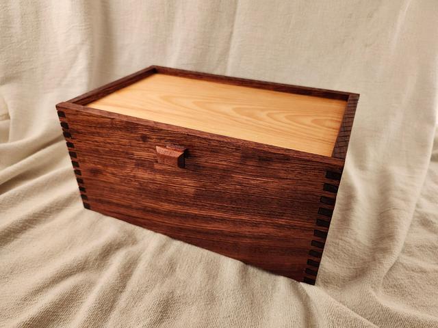 Last Box of 2025 - Woodworking Project by littlecope - Craftisian