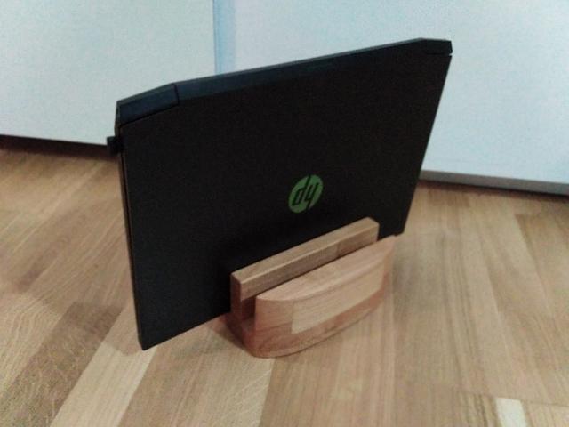 NOTEBOOK STAND - Woodworking Project by majuvla - Craftisian