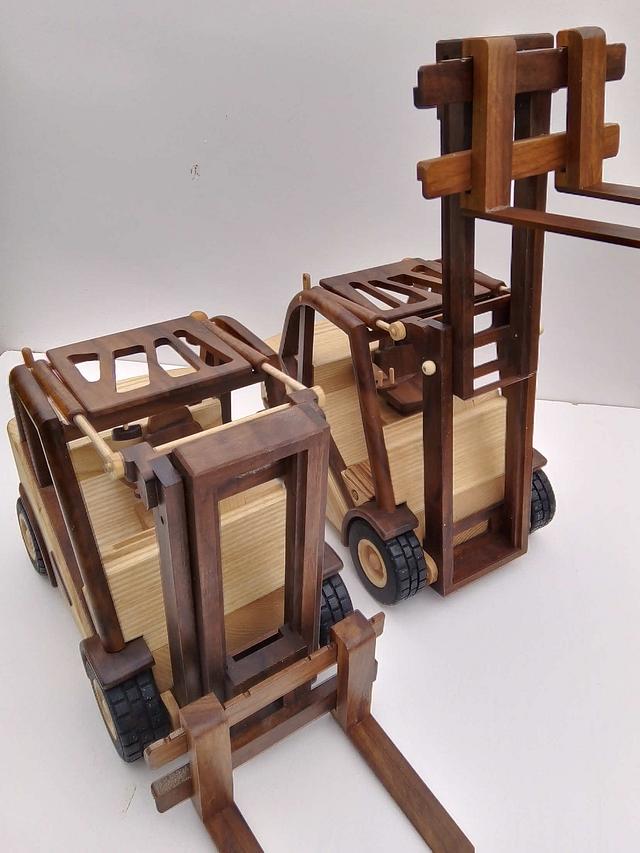 Forklift - Woodworking Project by Dutchy - Craftisian