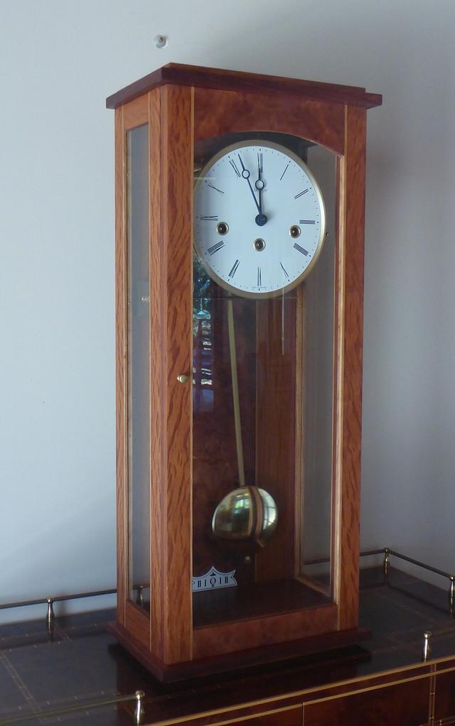 Small Wall clock 2 - Woodworking Project by Madburg - Craftisian