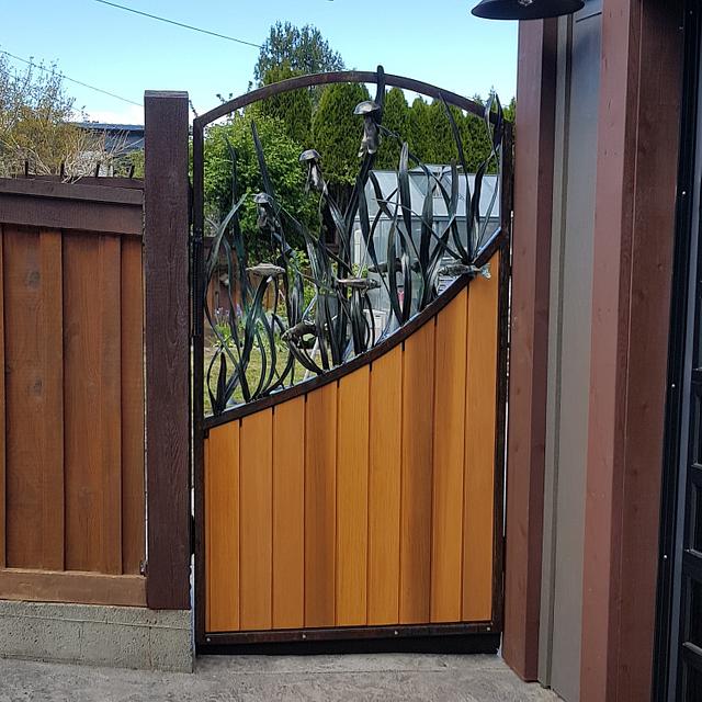 Eel Grass gate - Metalworking Project by WestCoast Arts - Craftisian