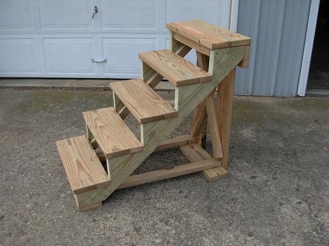 Trampoline Stairs - Woodworking Project by Jim Jakosh - Craftisian