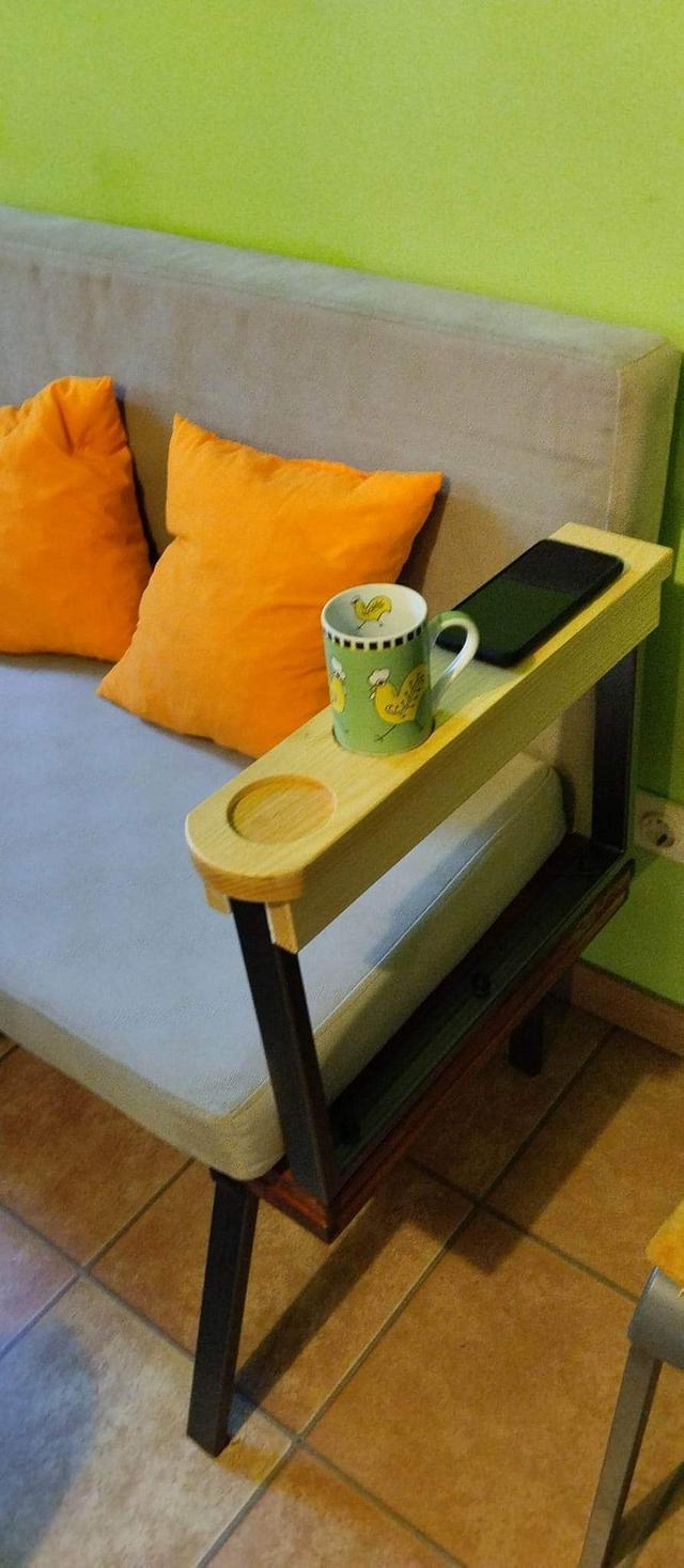 ARM REST / GLASS STAND - Woodworking Project by majuvla - Craftisian