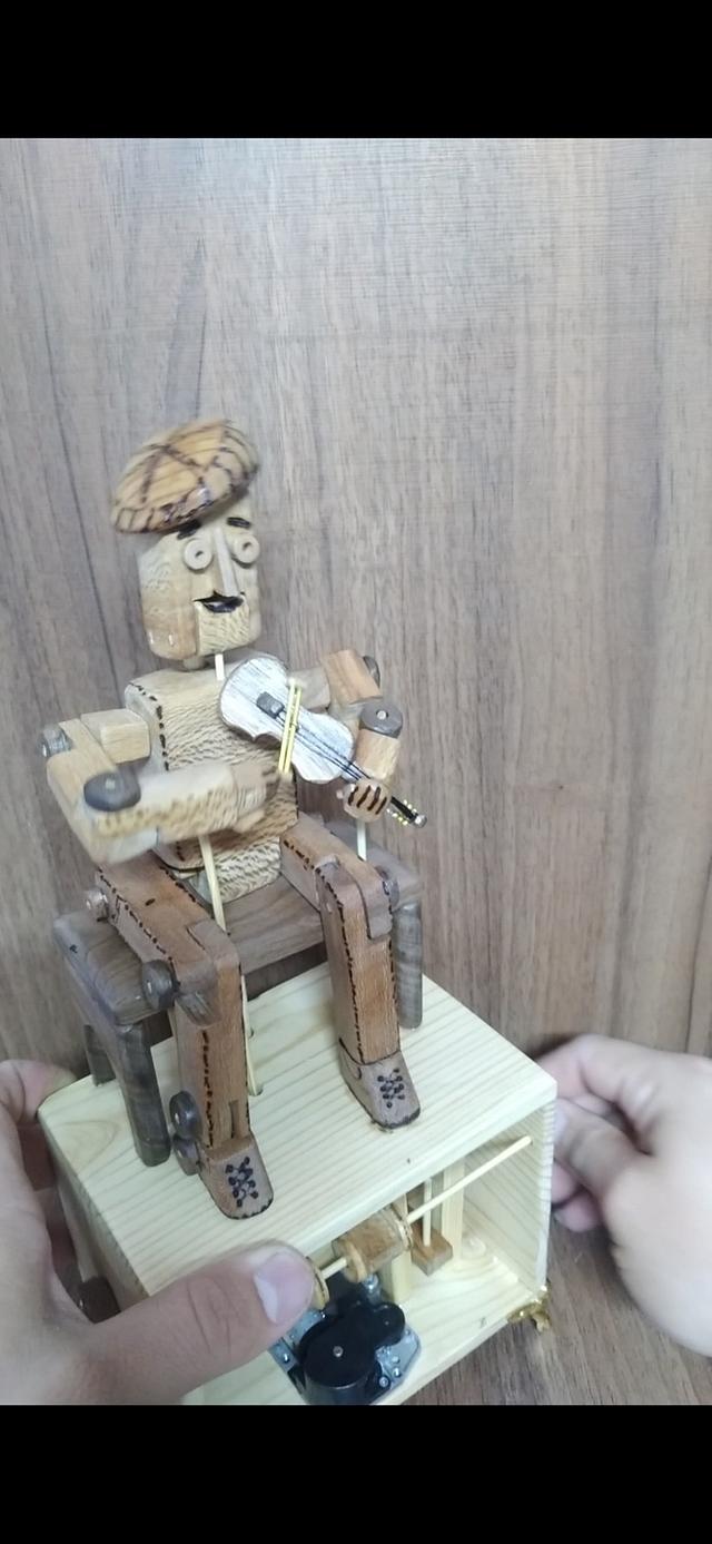 Automatic moving violinist - Woodworking Project by siavash_abdoli_wood ...