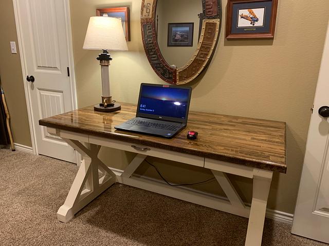 Desk - Woodworking Project by Sparky - Craftisian