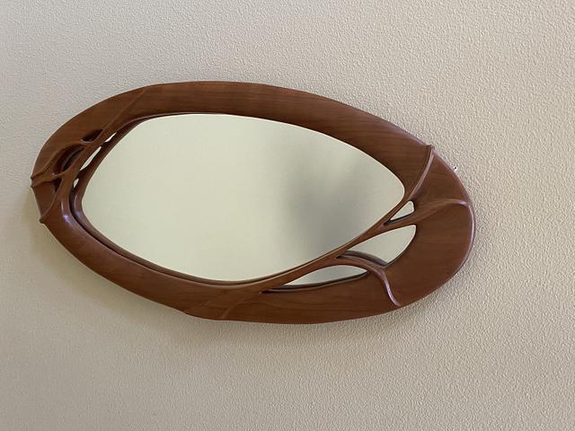 Wall mirror - Woodworking Project by Tom - Craftisian