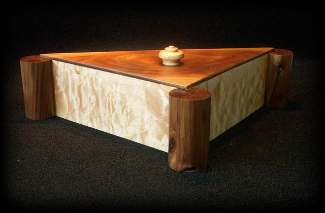 Triangle Box - Woodworking Project by Brian Benham - Craftisian