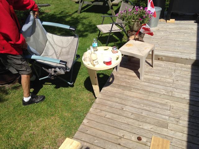 Portable Table - Woodworking Project by Thorreain - Craftisian