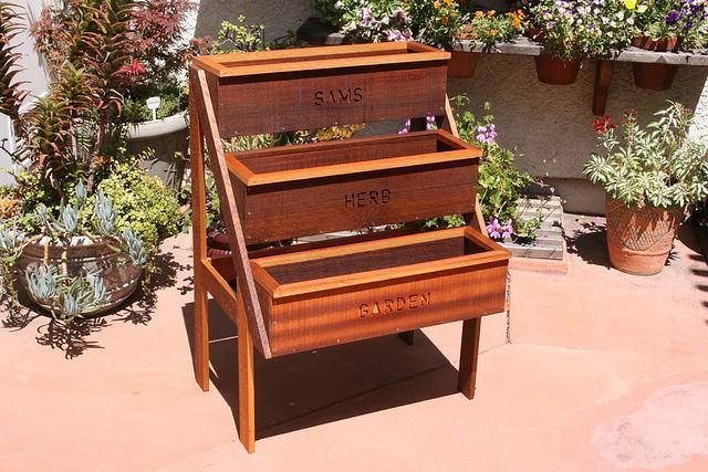 rustic herb planter - Woodworking Project by Pottz - Craftisian