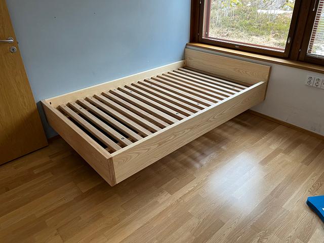 Bomb-proof bed, for intensive use - Woodworking Project by Antti ...