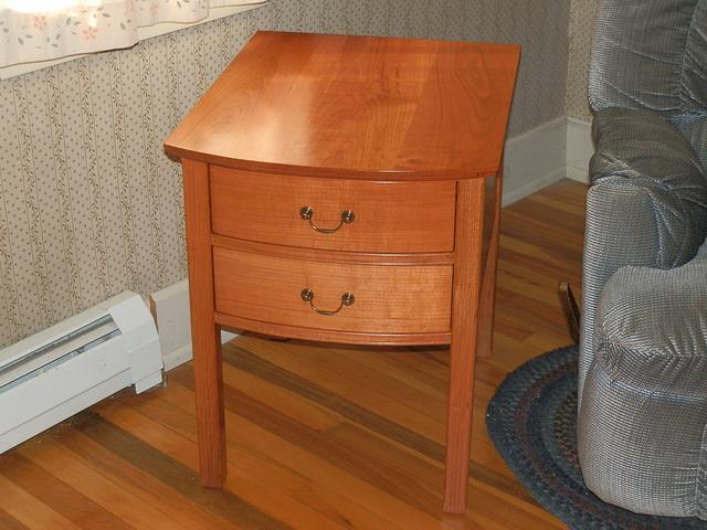 Bow-Front End Table - Woodworking Project by ChuckV - Craftisian