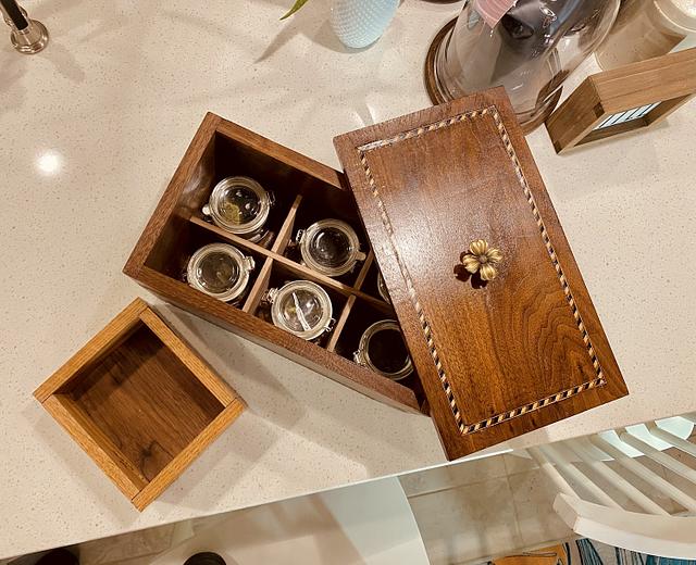 Dovetailed tea caddy - Woodworking Project by MattL - Craftisian