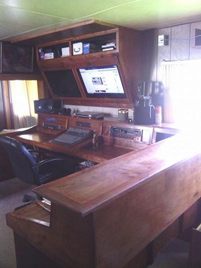 desk unit - Woodworking Project by masterdave - Craftisian