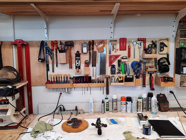 Tool wall - Woodworking Project by Petey - Craftisian
