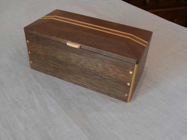 Indian Laurel Box - Woodworking Project by 987Ron - Craftisian