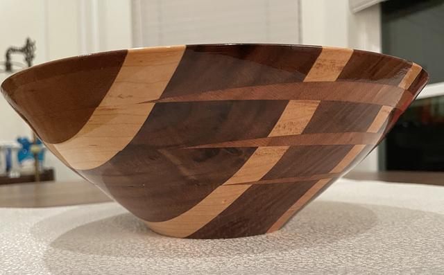 Ringmaster Bowl - Woodworking Project by Lazyman - Craftisian