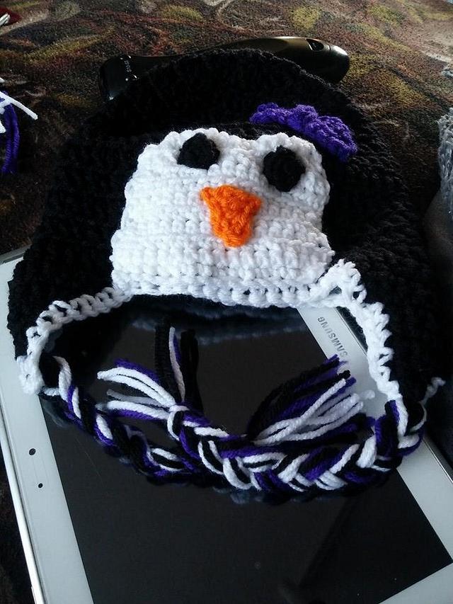 penguin hat - Needleworking Project by Kim - Craftisian