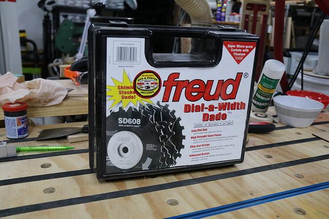 Freud 8" Dial-a-Width Dado (SD608) - Review by LIttleBlackDuck - Craftisian