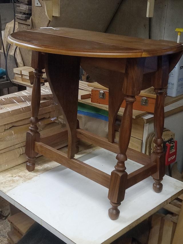 Walnut drop leaf end tables - Woodworking Project by Doug Scott, Time ...