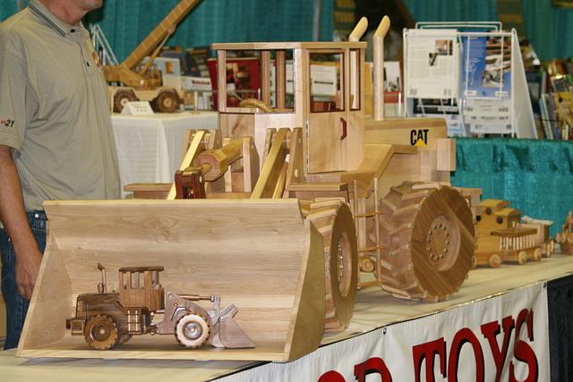 Front End Loader - Woodworking Project by Railway Junk Creations ...