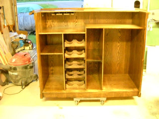 Custom Oak Bar - Woodworking Project by SteveR - Craftisian