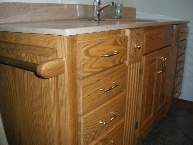 Bathroom vanity - Woodworking Project by Lightweightladylefty - Craftisian