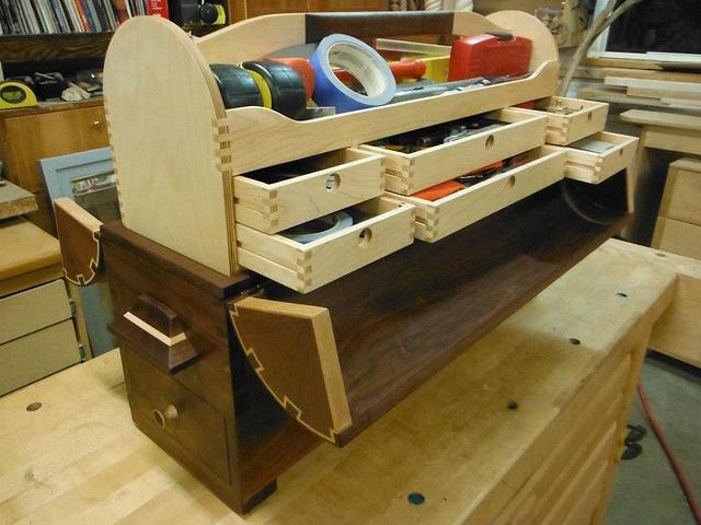 Toolbox 2.0 - Woodworking Project by John Self - Craftisian