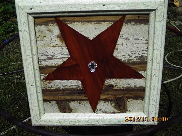 inlaid star - Woodworking Project by barnwoodcreations - Craftisian