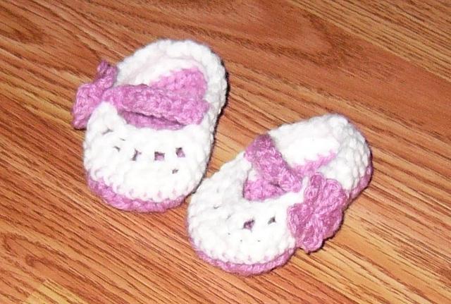 slippers - Needleworking Project by Darlene - Craftisian