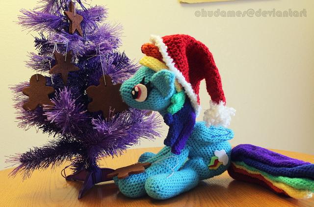 Rainbow Dash - Needleworking Project by Chudames - Craftisian