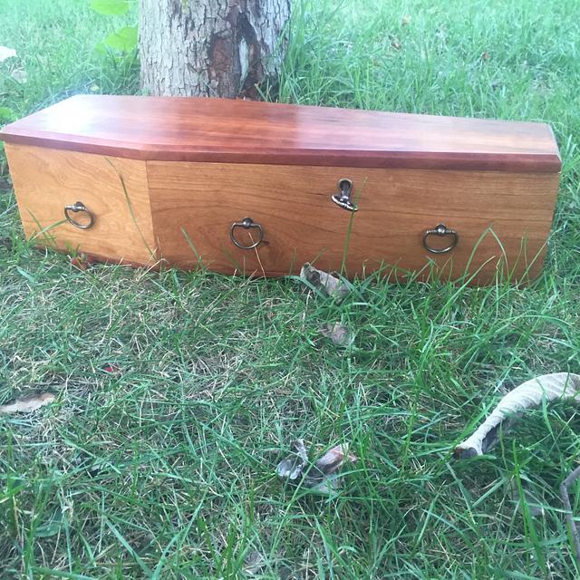 Cherry Coffin Lock Box by Michael Ray - Craftisian