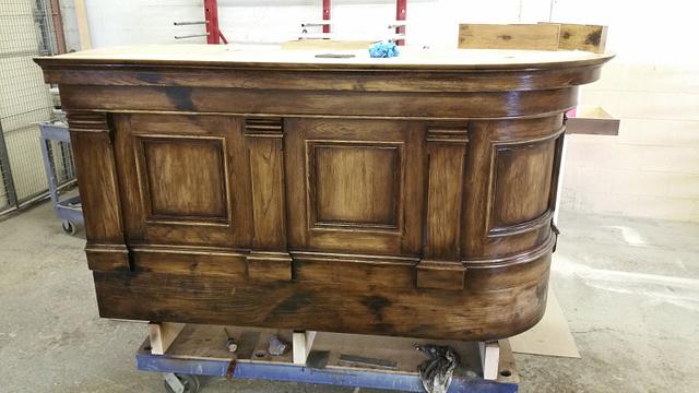 White Oak Bar - Woodworking Project by Les Hastings - Craftisian