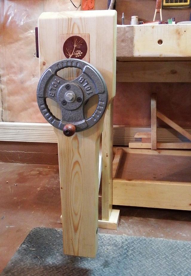 AUTO QUICK RELEASE LEG VISE - Woodworking Project by kiefer - Craftisian