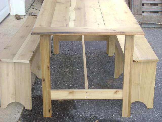 Poplar Farm Table - Woodworking Project by David Roberts - Craftisian