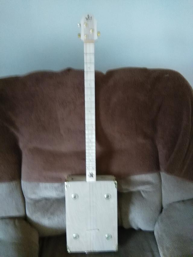 3 string cigar box guitar - Woodworking Project by jim webster - Craftisian