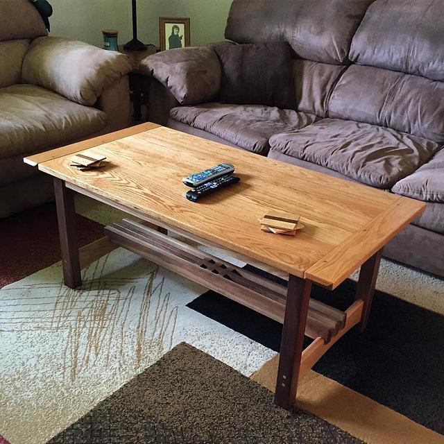 Oak and walnut coffee table - Woodworking Project by Nick Endle ...