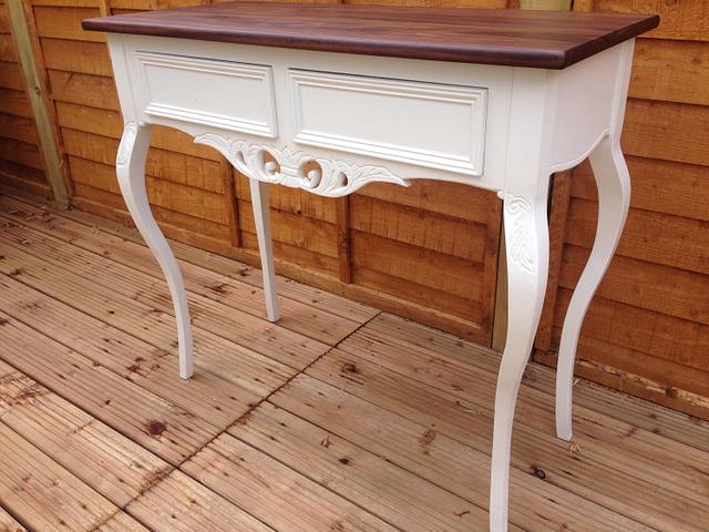 Vintage chic style table - Woodworking Project by iGotWood - Craftisian