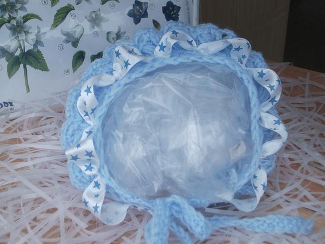 Crochet Hat in Blue - Needleworking Project by mobilecrafts - Craftisian